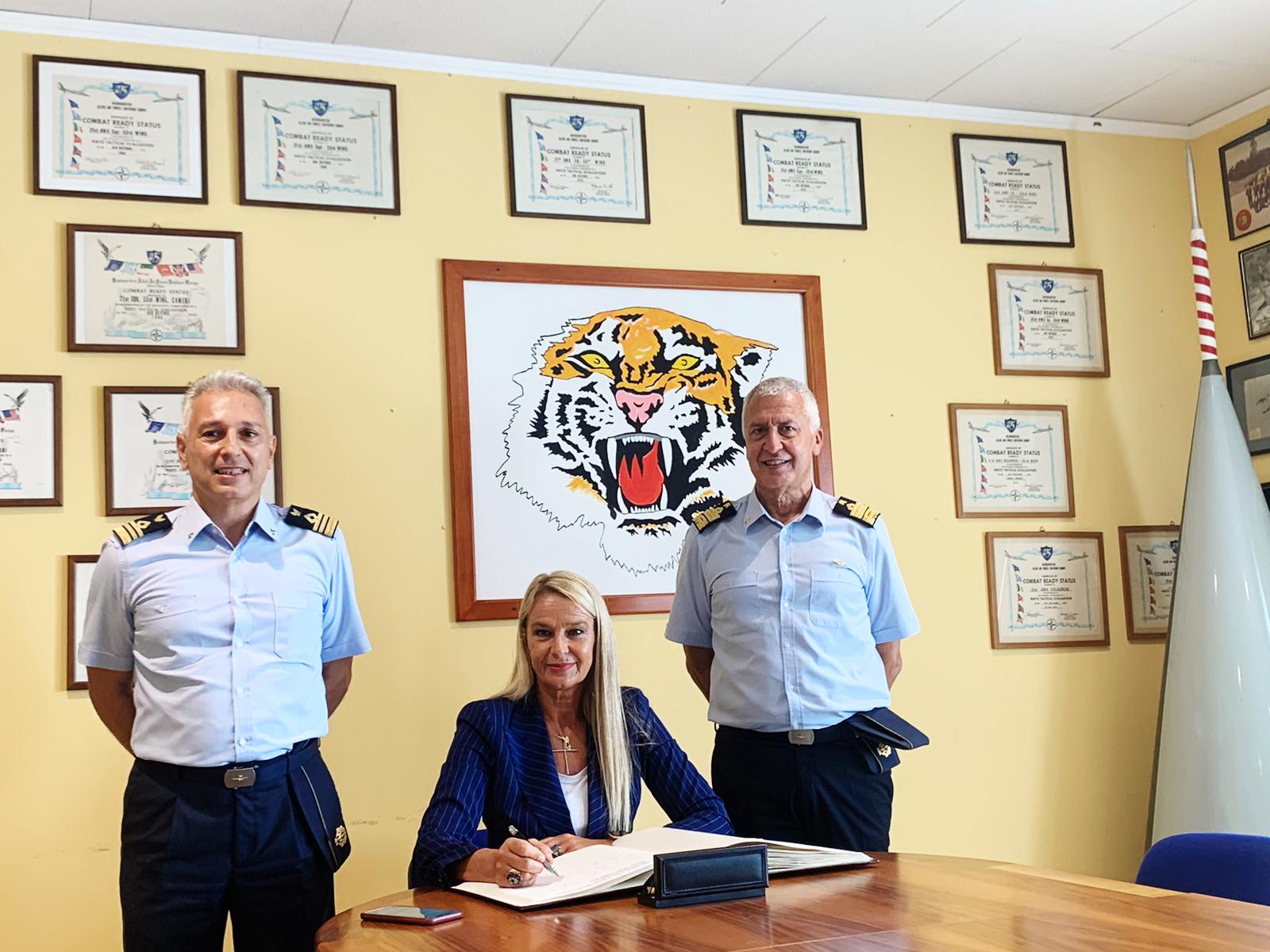 Military News From Italy Il sottosegretario di Stato alla Difesa ...