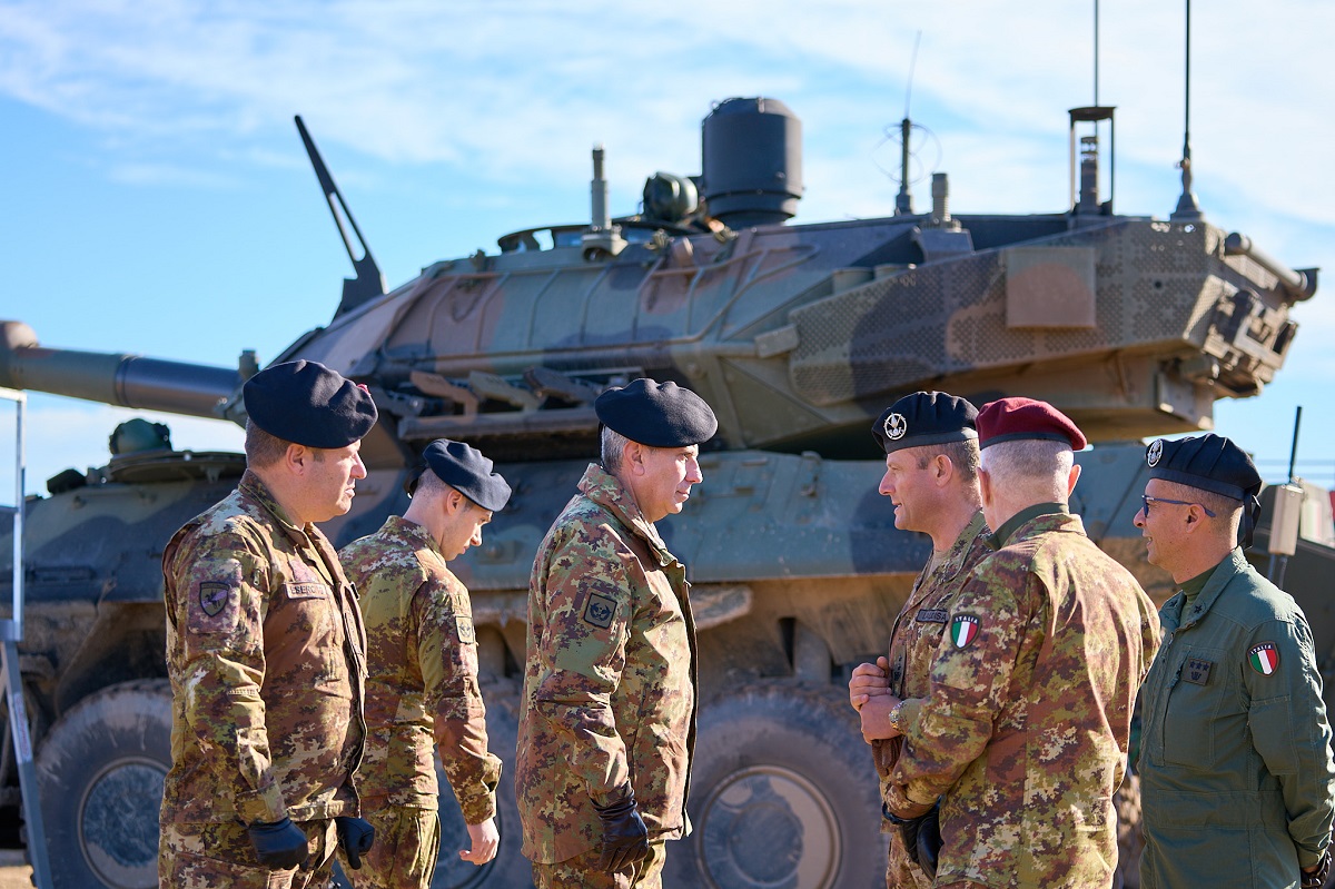 Military News From Italy Il generale Camporeale, sottocapo di SME, in ...